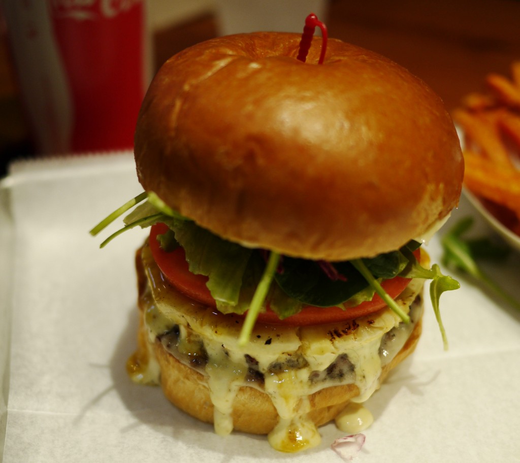 The burger craze continues at Kraze Burgers in Bethesda (closed) - Been ...